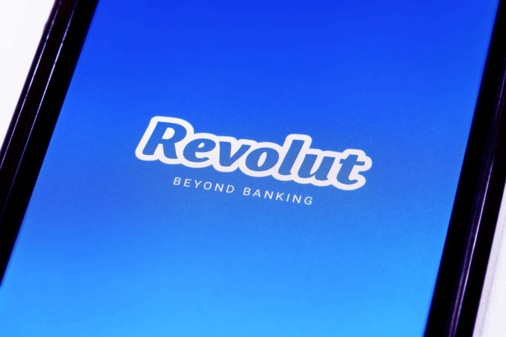 Revolut launches UK bank after long-awaited all-clear from regulator ...