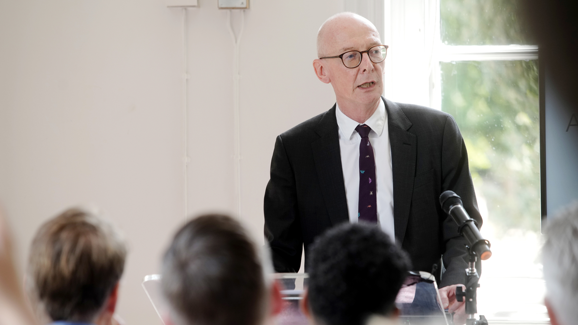No easy solutions to fix youth unemployment crisis, says ex-Labour ...