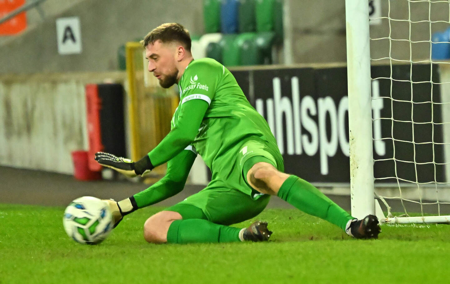 Irish Cup semi finals Windsor Park: empty seats, trouble and stadium ...