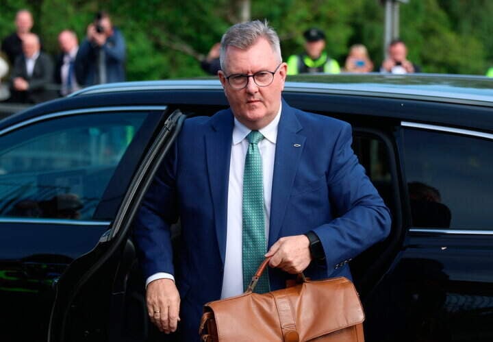 Jeffrey Donaldson rape case: Trial and PSNI online warning | Belfast ...