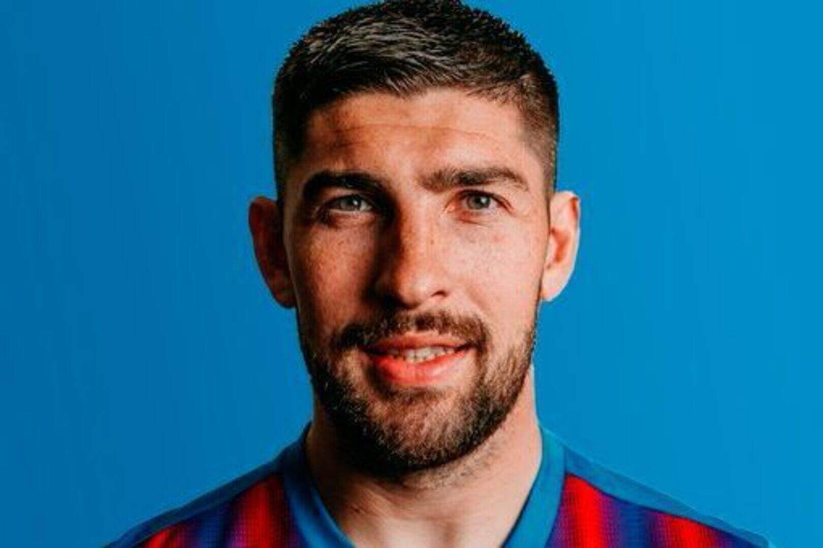 Ards defender Michael Ruddy calls for medical experts at grounds after ...