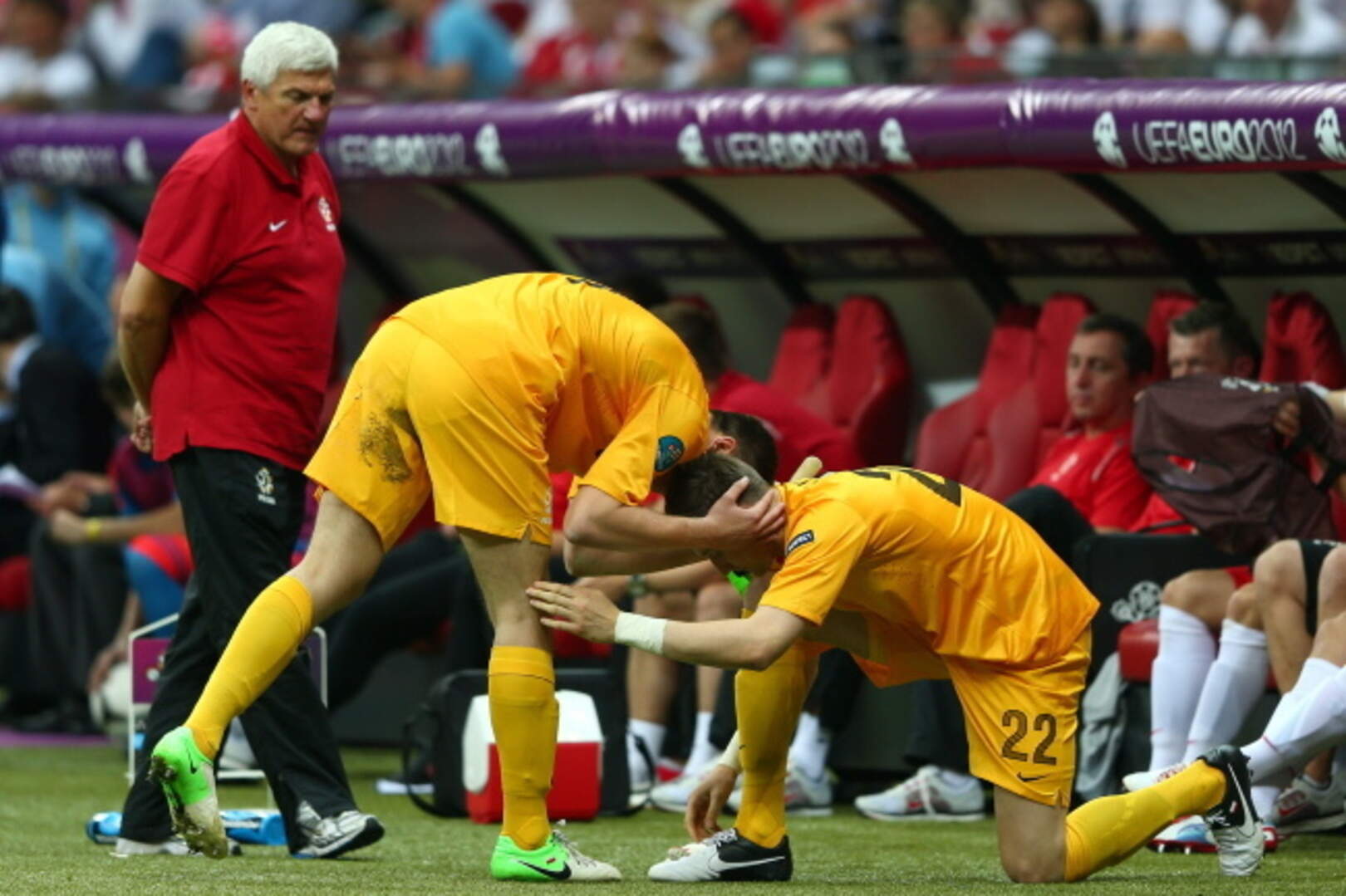 Euro 2012: Dramatic opening game sees Poland and Greece share points ...