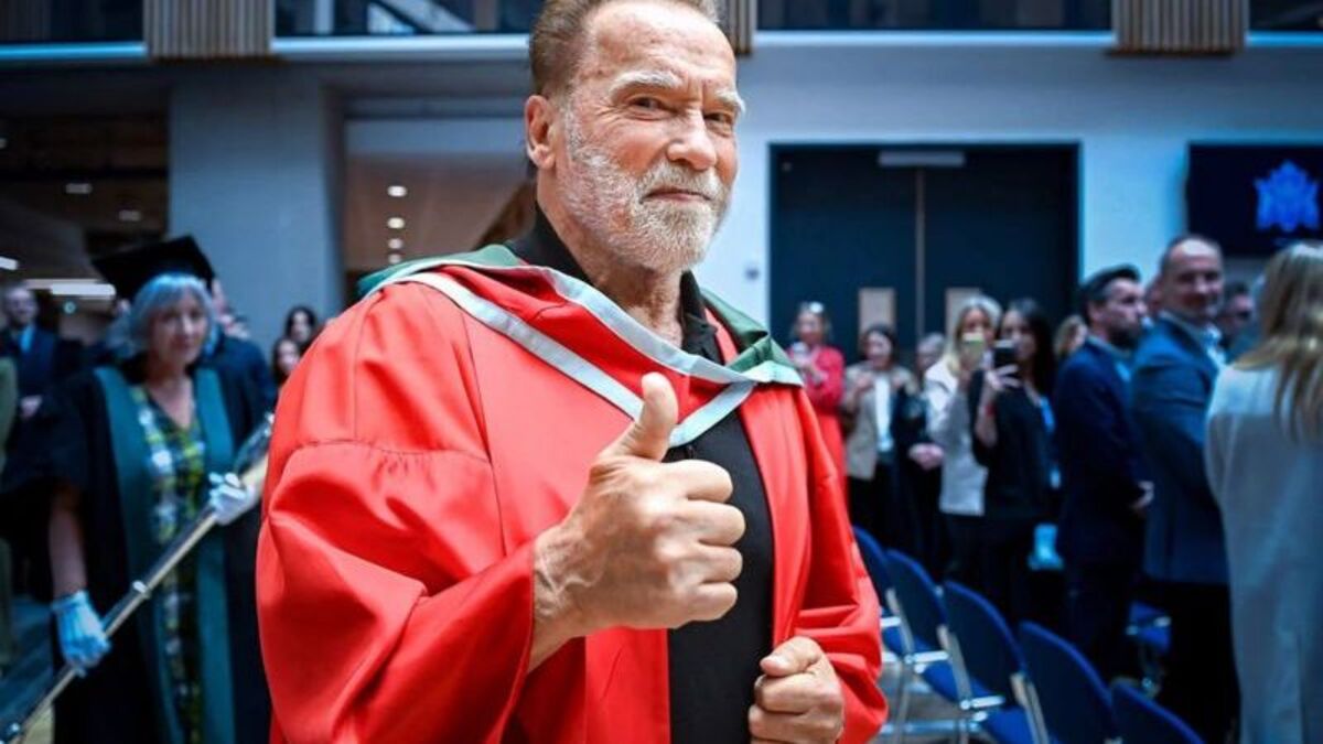 Arnold Schwarzenegger arrives at Ulster University Belfast | Belfast ...
