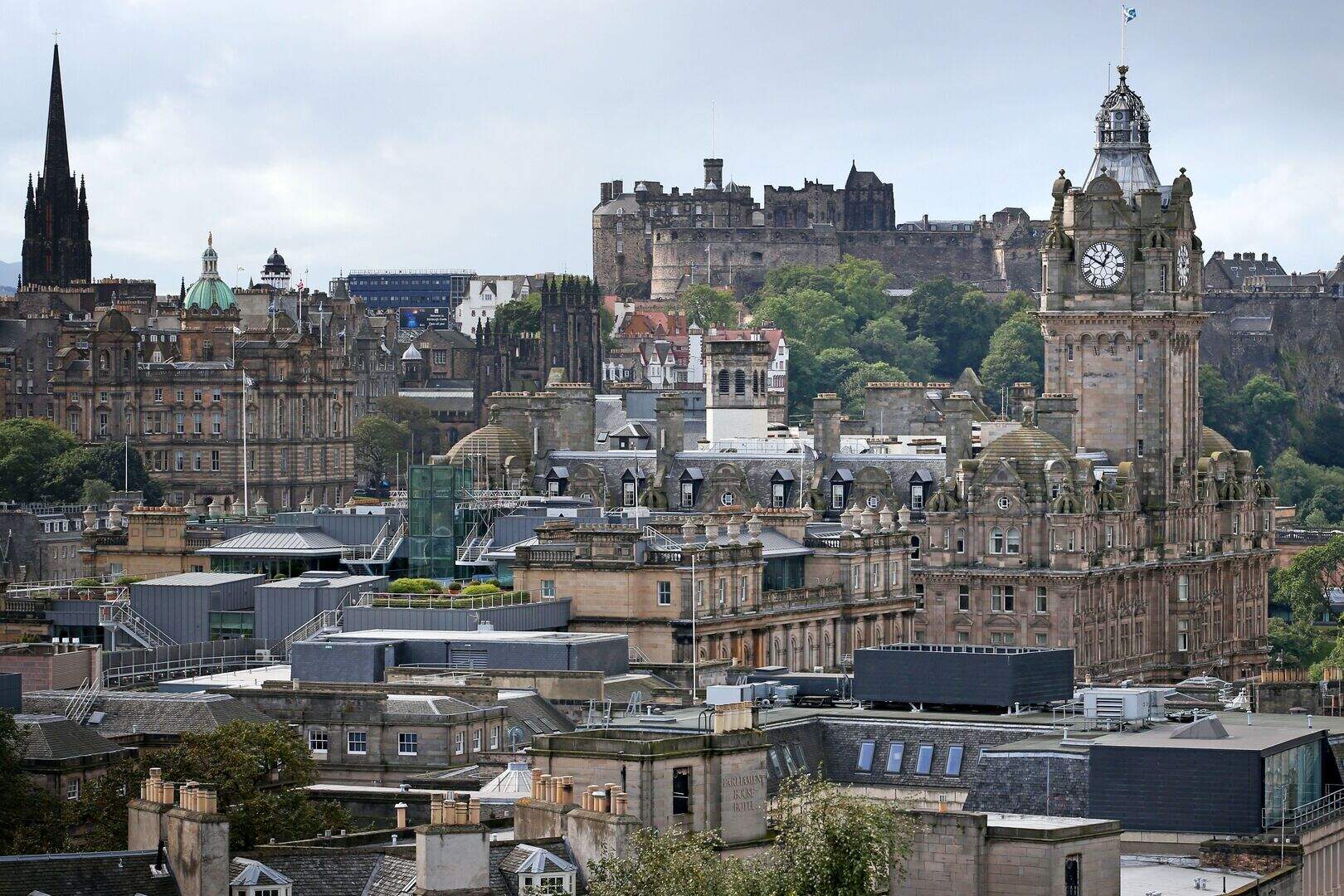 In Video: Timelapse shows empty Edinburgh streets during rush hour ...