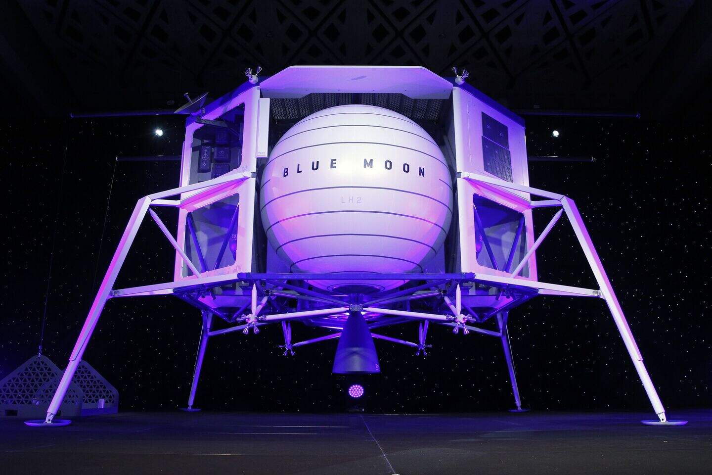 Amazon boss Bezos plans to send spaceship to moon | Belfast Telegraph