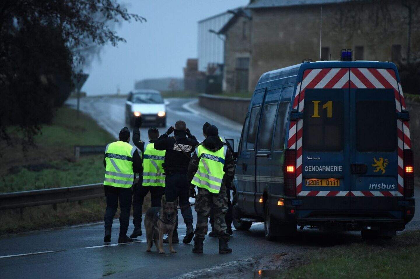 Paris attacks: Emergency meeting after Charlie Hebdo massacre | Belfast ...