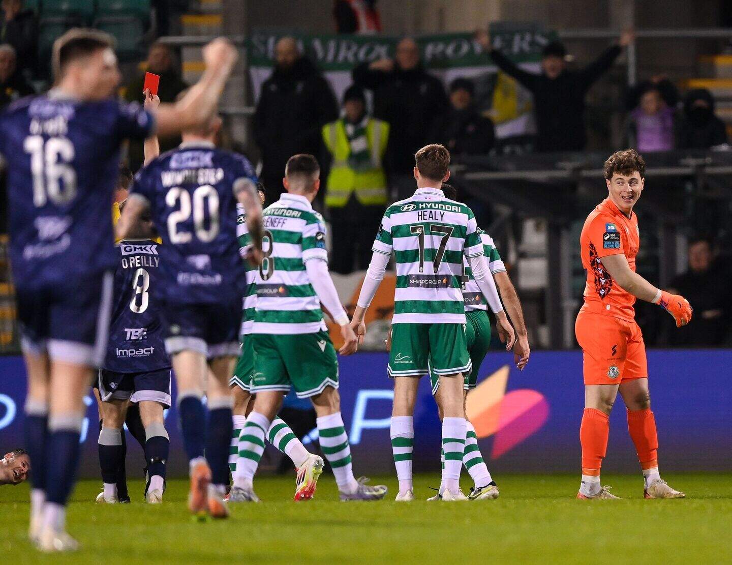 Controversy reigns at Tallaght as Derry City hold Shamrock Rovers to ...