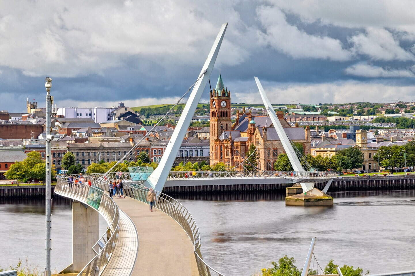 Unionist community worker queries ‘mythical Derry model’ after ...