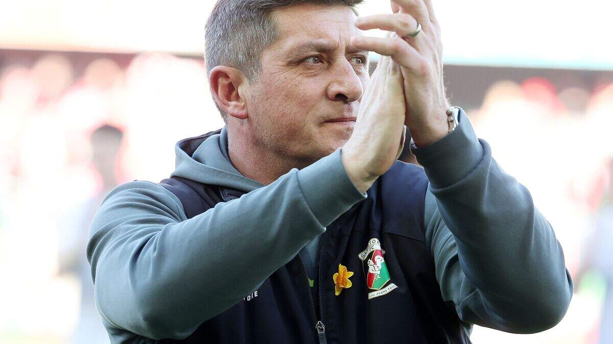 Glentoran manager Declan Devine hits back at Linfield boss David Healy ...