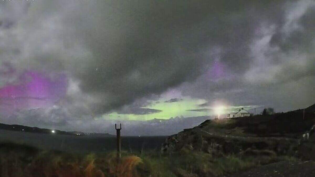 Watch: Webcam footage captures the Northern Lights passing over Co ...