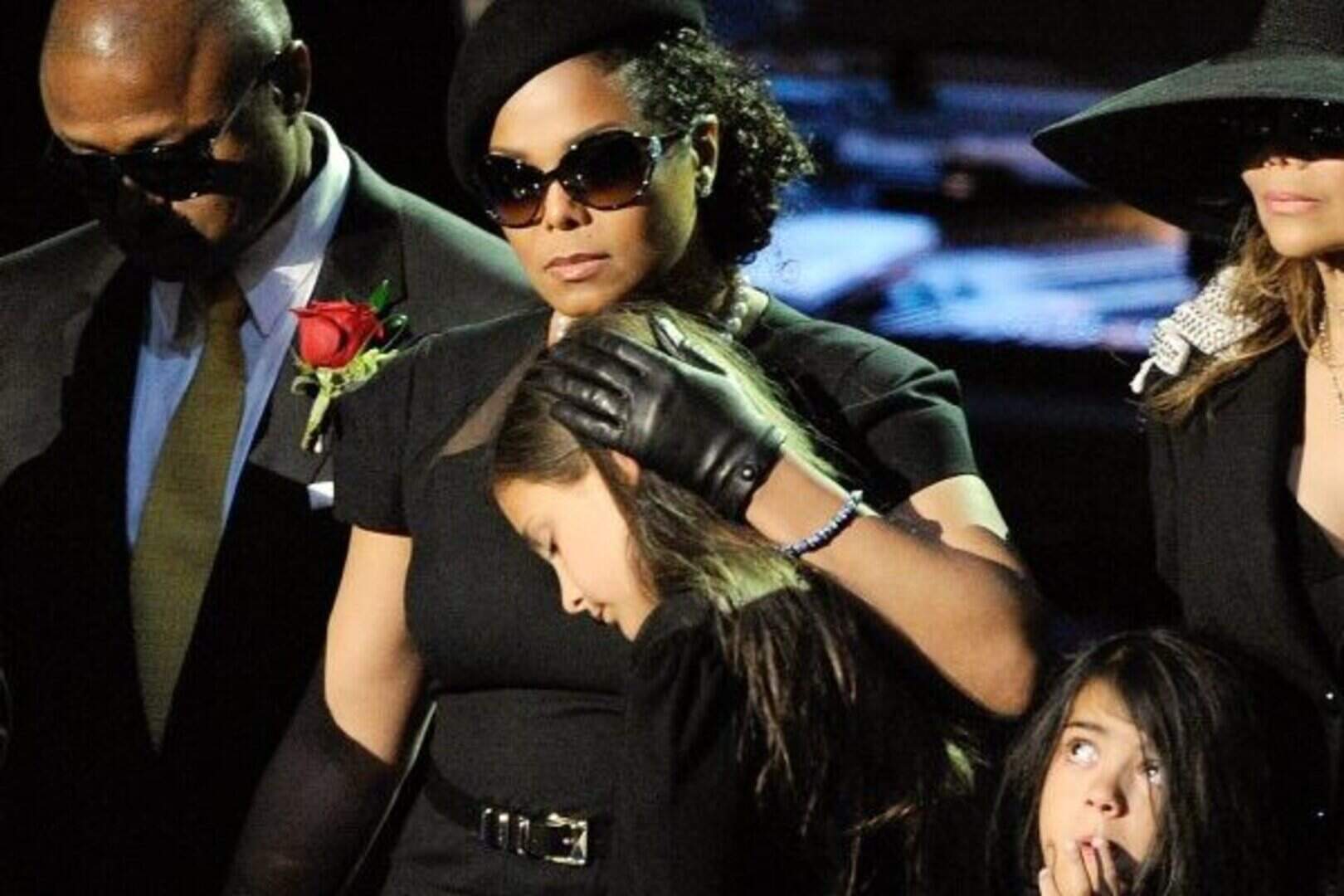 Video released of the moment Michael Jackson's hair caught fire ...