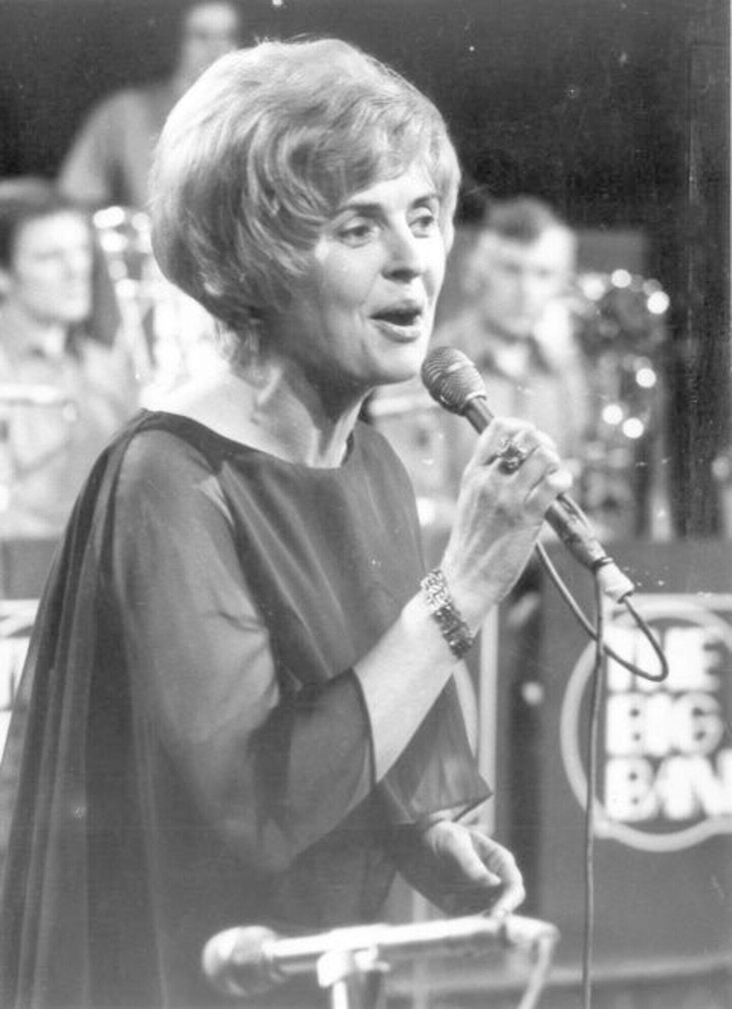 Gloria Hunniford thrilled to be back in the charts with 1979 album A ...