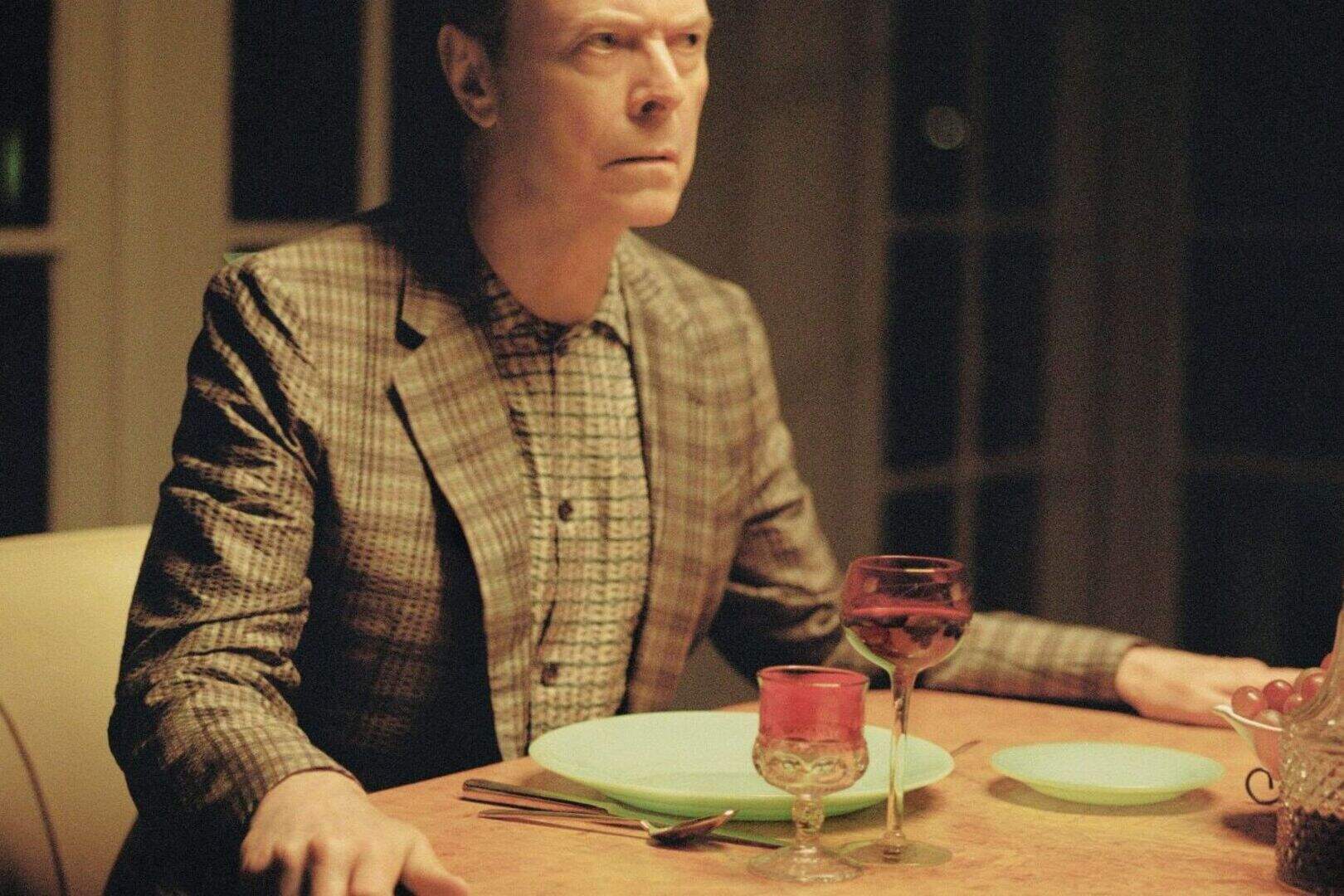 David Bowie: Life in pictures Aladdin Sane to BlackStar [photos ...