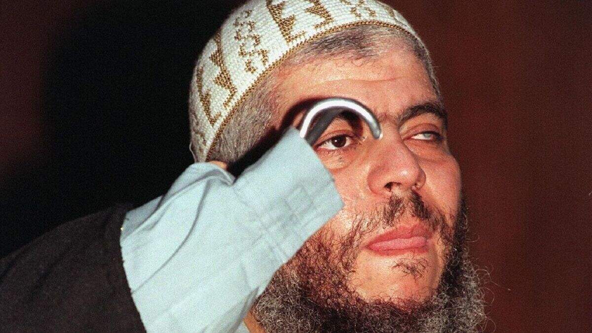 Abu Hamza jailed for life in U.S | Belfast Telegraph