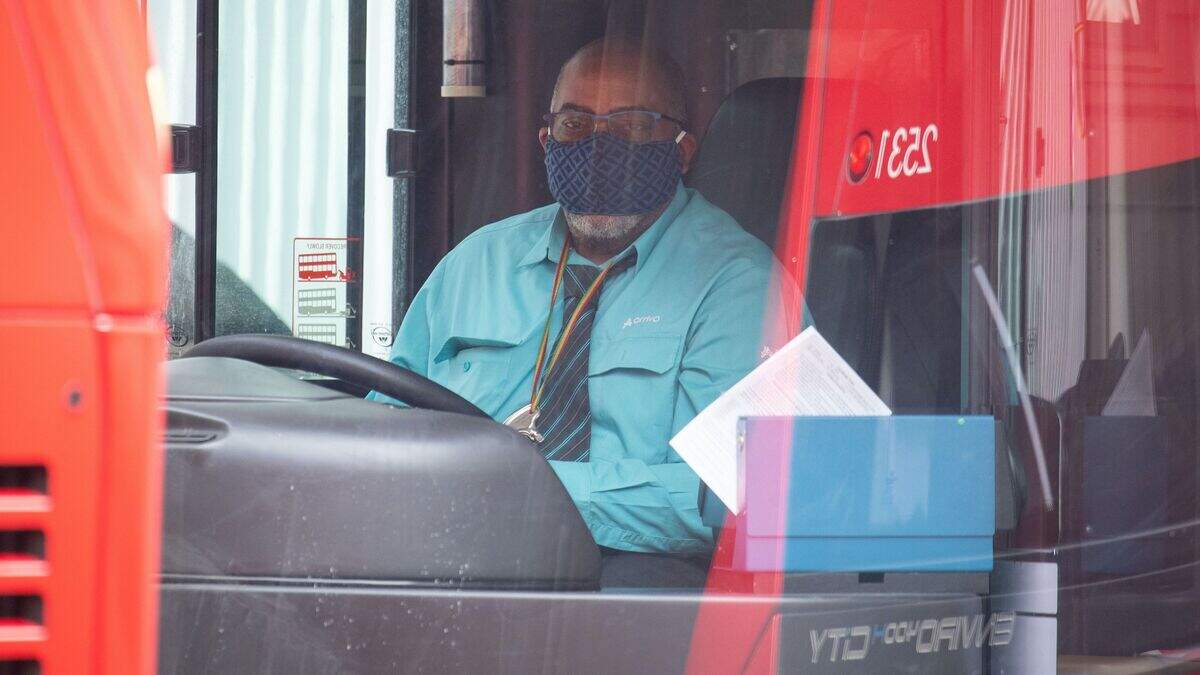 London buses able to carry 50% more passengers under relaxed rules ...