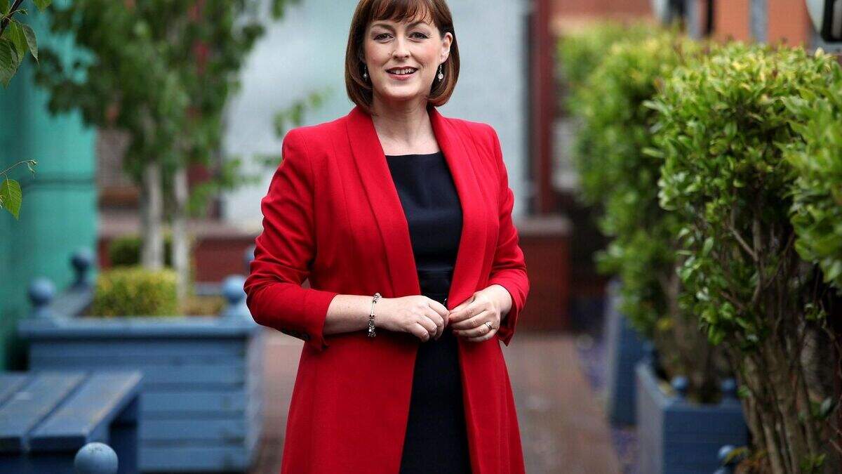 Donna Traynor arrives at tribunal as battle with BBC NI set to open ...