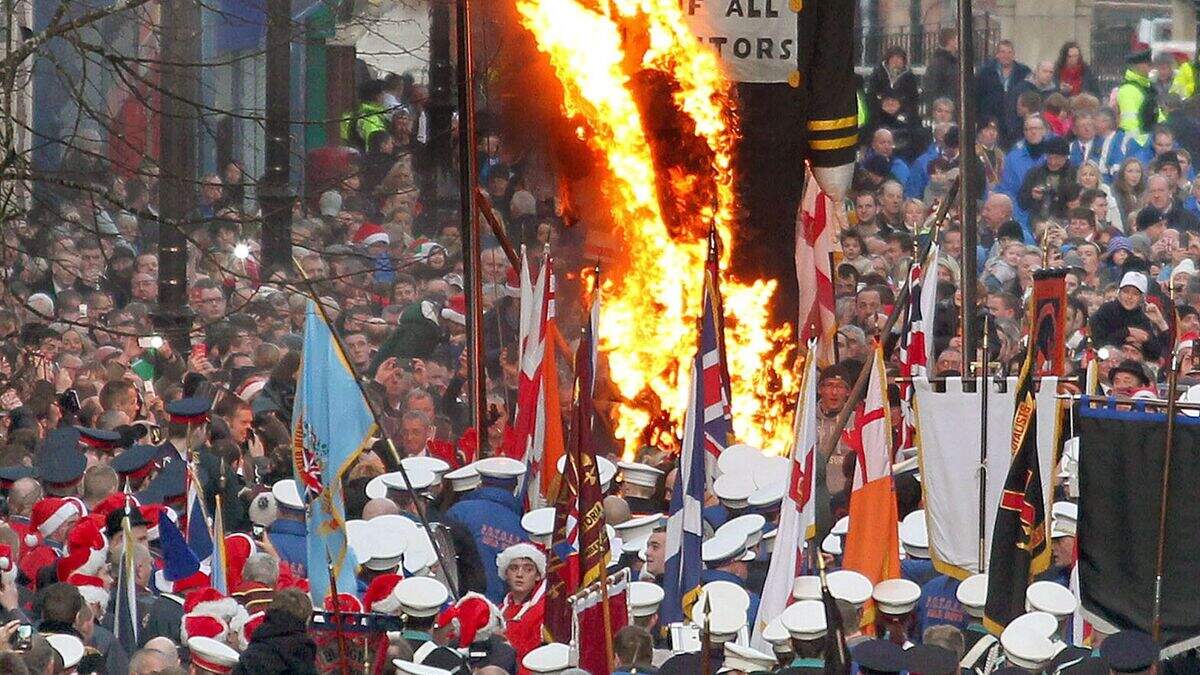 Peaceful Lundy parade praised as Apprentice Boys of Derry remember ...