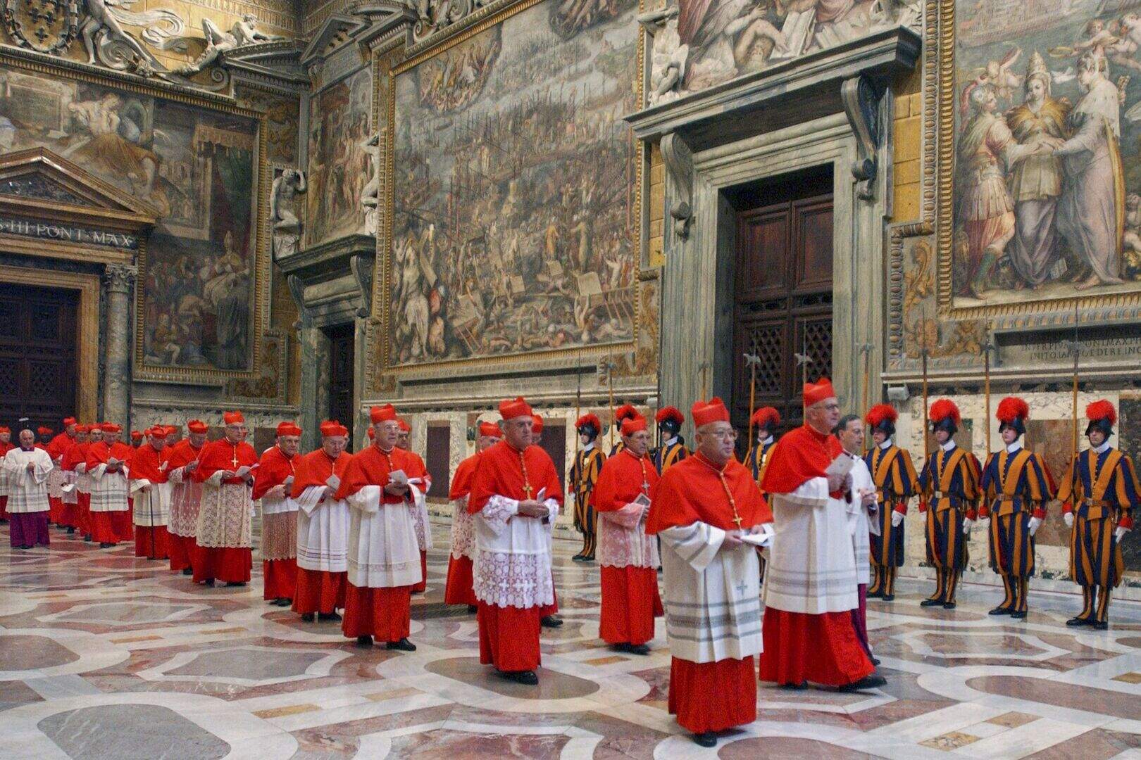 Papal Conclave: Inside the secret election in the Sistine Chapel to ...