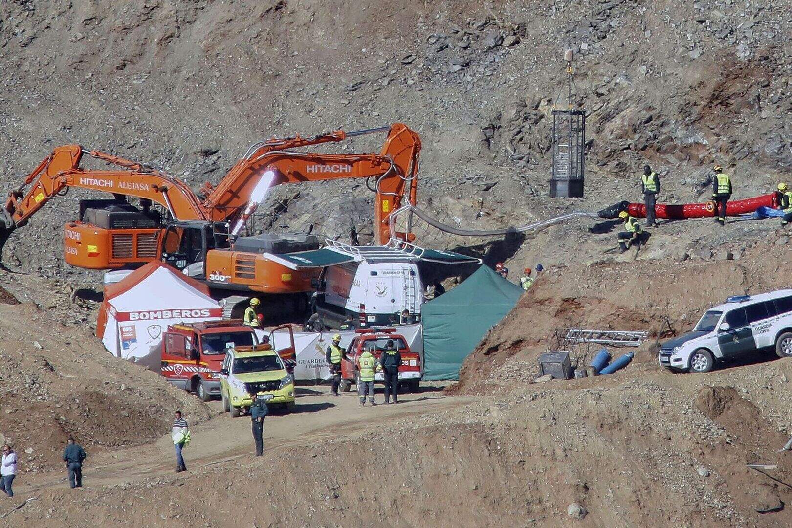 Spanish boy found dead in borehole after desperate 13-day search ...