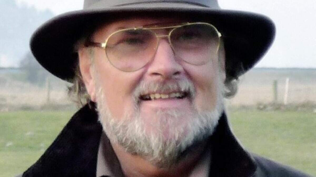 Singer Gerry Rafferty dies at 63 | Belfast Telegraph