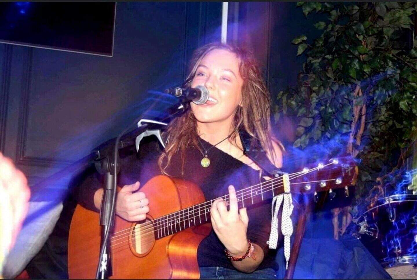 Taylor Lally: Rising star on Taylor Swift, selling out shows and flying ...