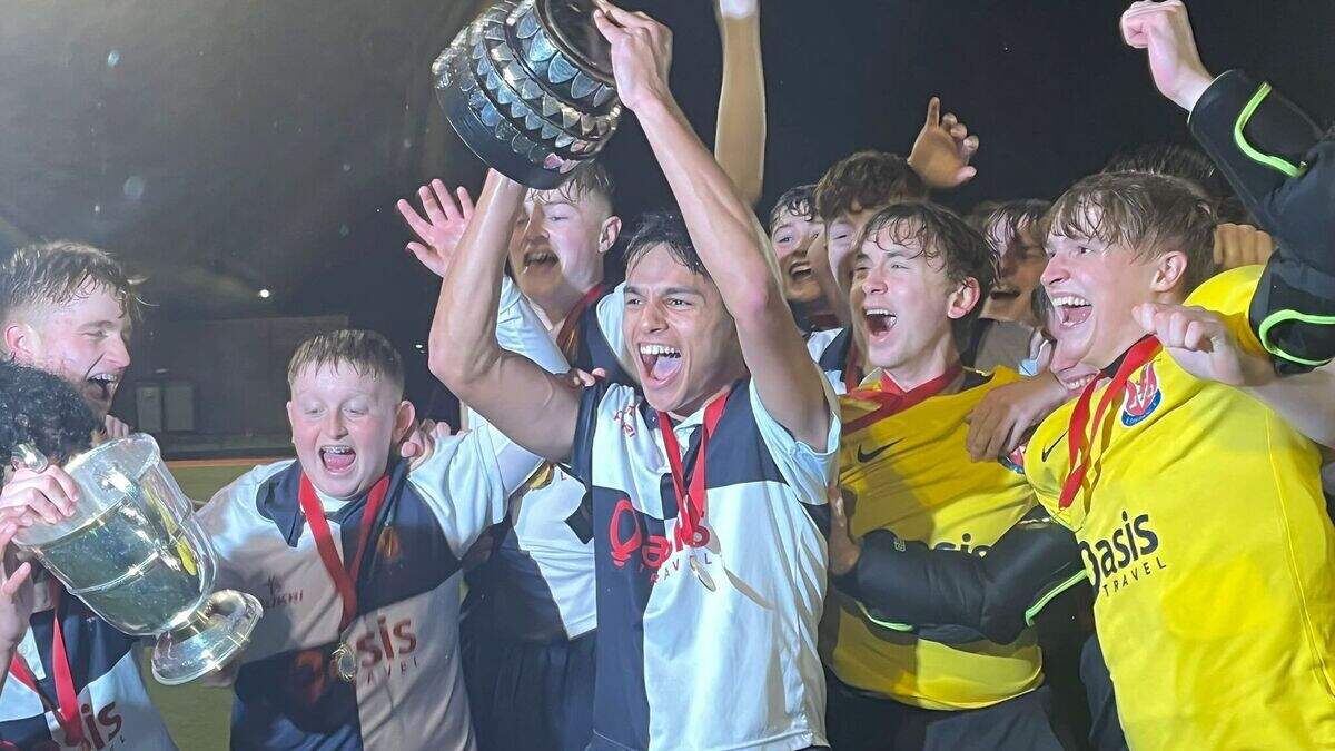 Daniel Murray’s magic moment enough to steer Wallace to Burney Cup ...