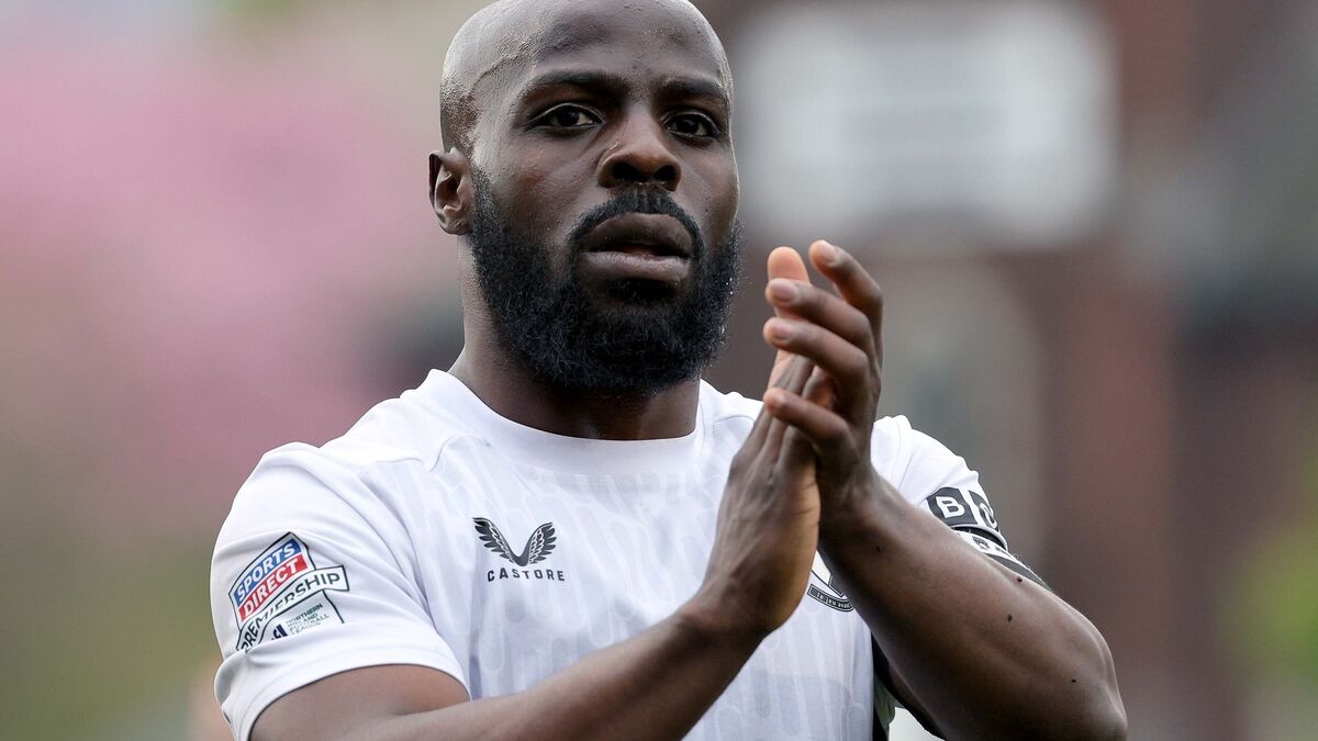 Irish League Transfer Tracker: Late drama as NIFL Premiership clubs ...