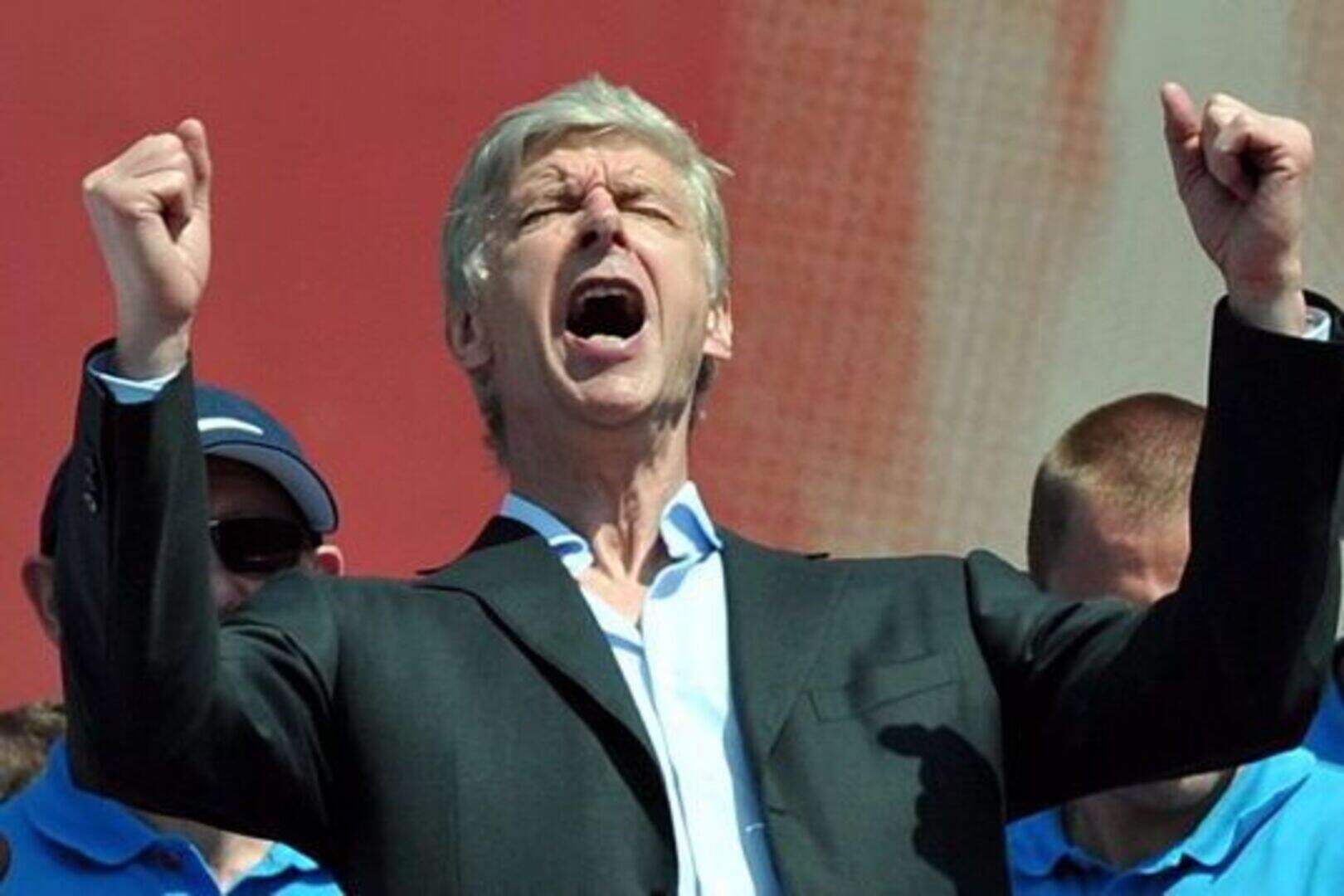 Arsenal celebrate FA Cup victory with parade through streets of London ...