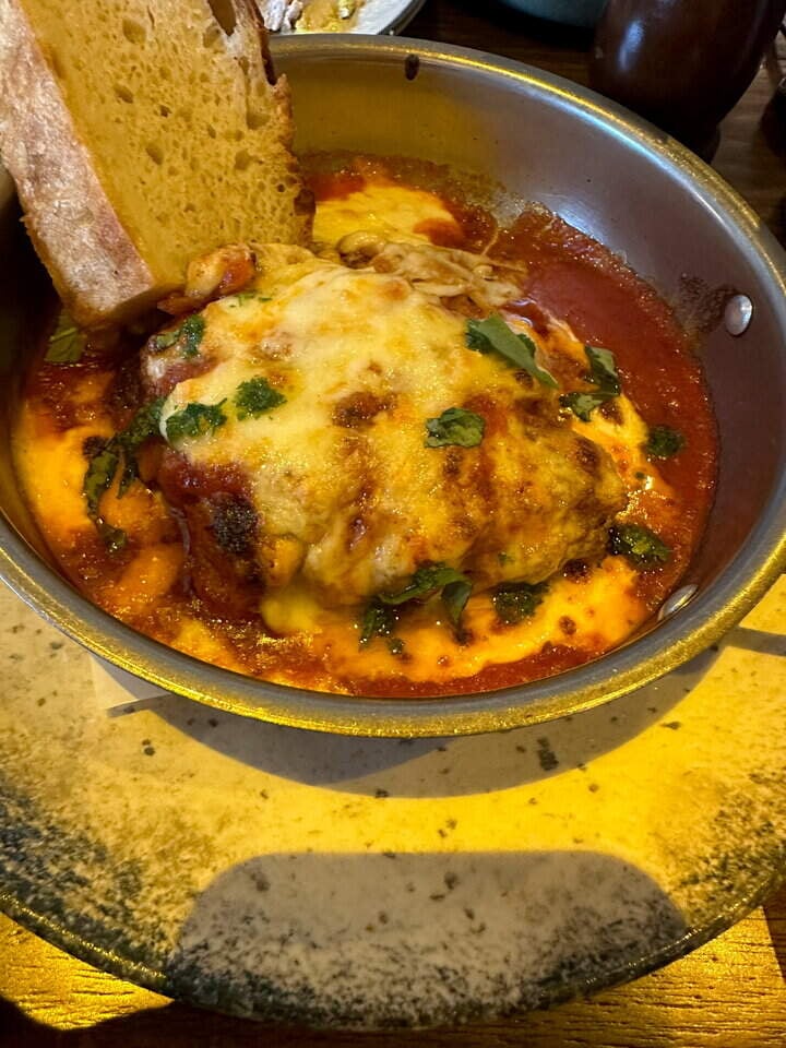 Restaurant review: Belfast eatery serves up classic comfort food done ...
