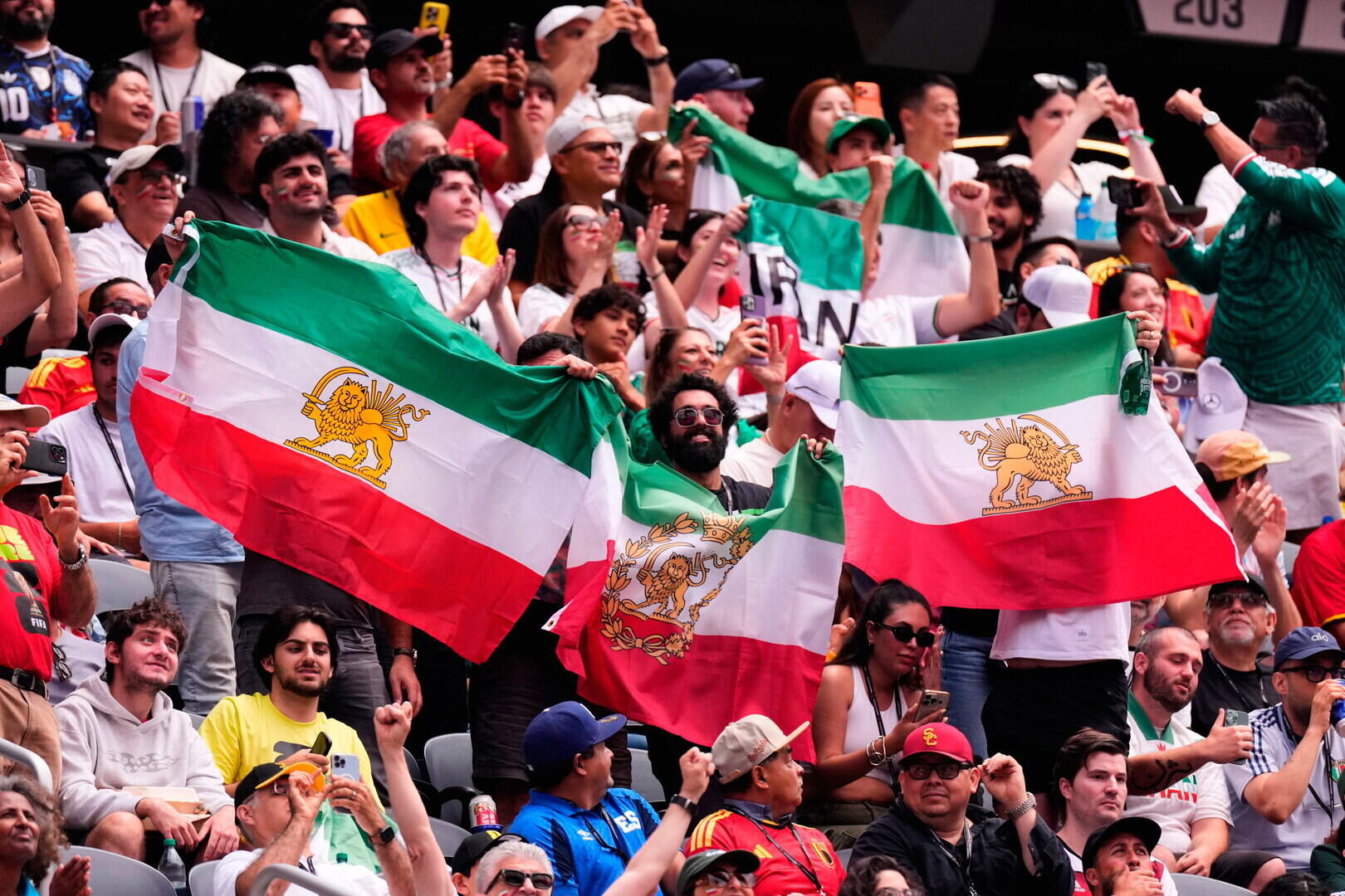 Iran squad leave dressing-room note calling for peace after World Cup ...