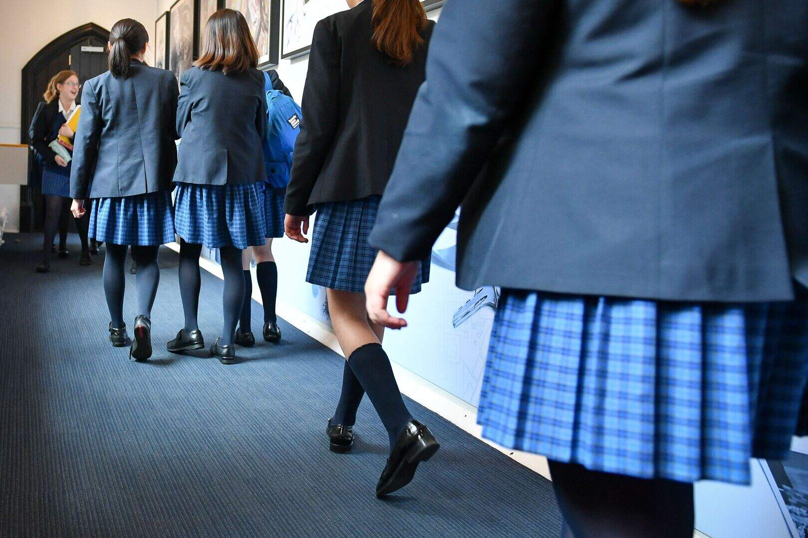 Nearly three in four 14-year-olds who admitted self-harming were girls ...