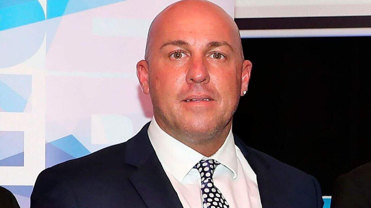 Loyalist Dee Stitt arrested on return from Spanish family holiday over ...