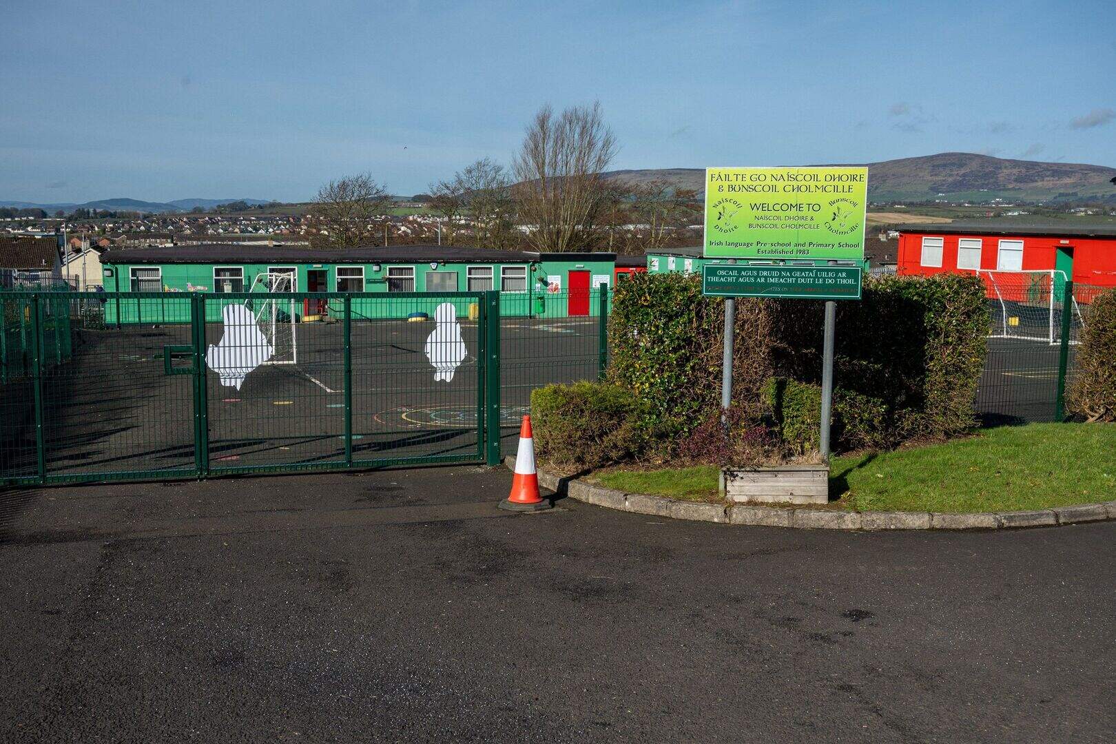 Naíscoil Dhoire and Bunscoil Cholmcille: Parents demand action as Derry ...