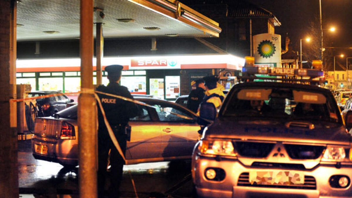Knife suspect shot dead by police officer | Belfast Telegraph