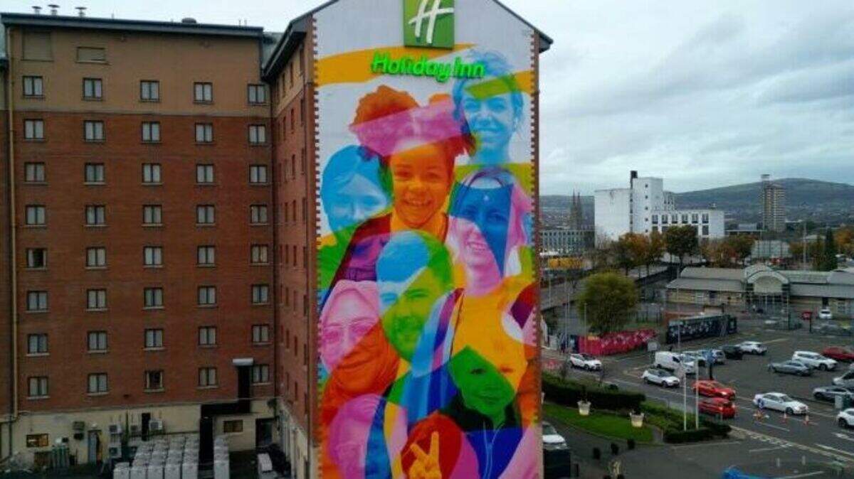 Belfast Linen Quarter: Largest mural on the island of Ireland unveiled ...