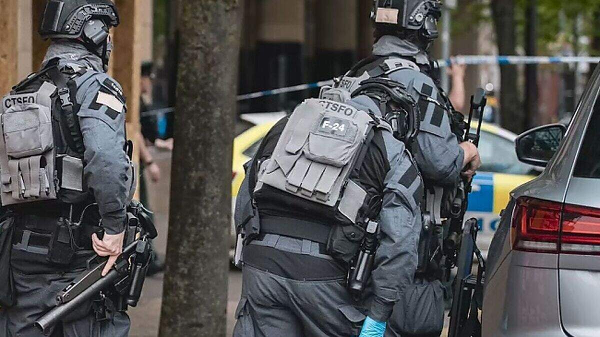 In Pics: CTSFO respond to reports of man with gun in Belfast Hotel ...