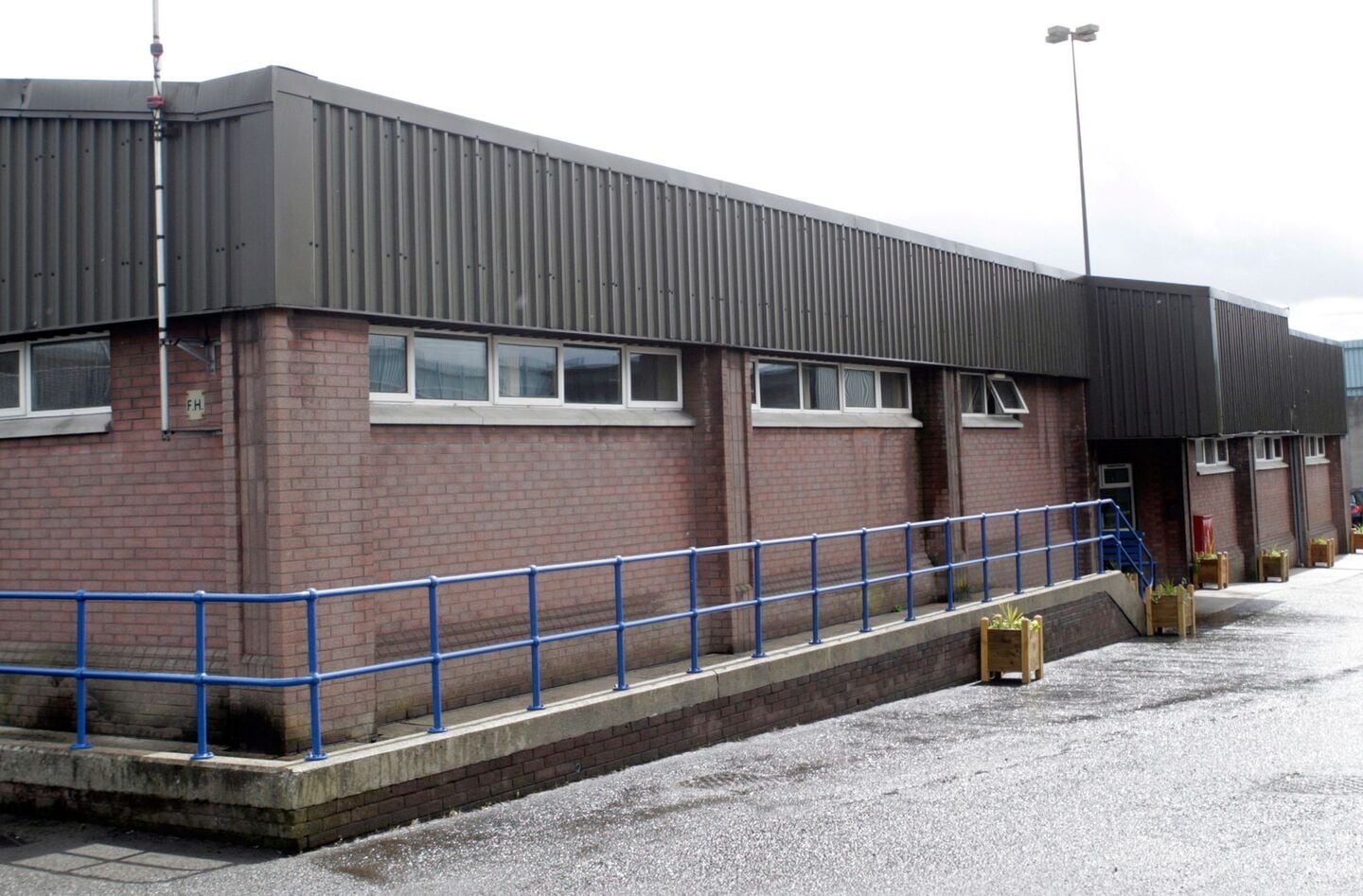 Adrian Hayes: Glued-lips killer back behind bars for starting secret ...