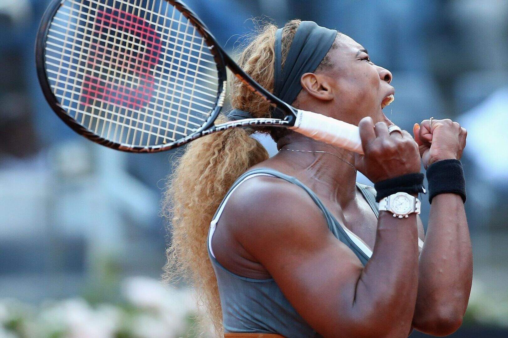 Wimbledon: Ruthless Serena fires a warning shot at rival Sharapova ...
