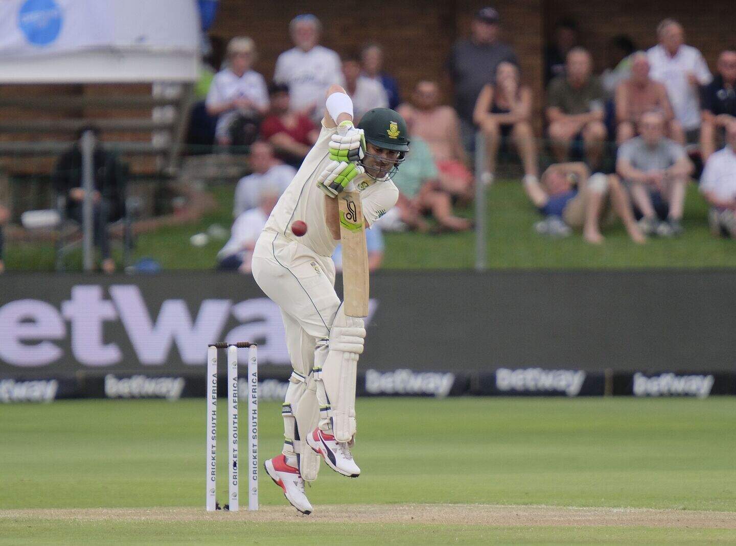 England look to force home their advantage on day three of third Test ...