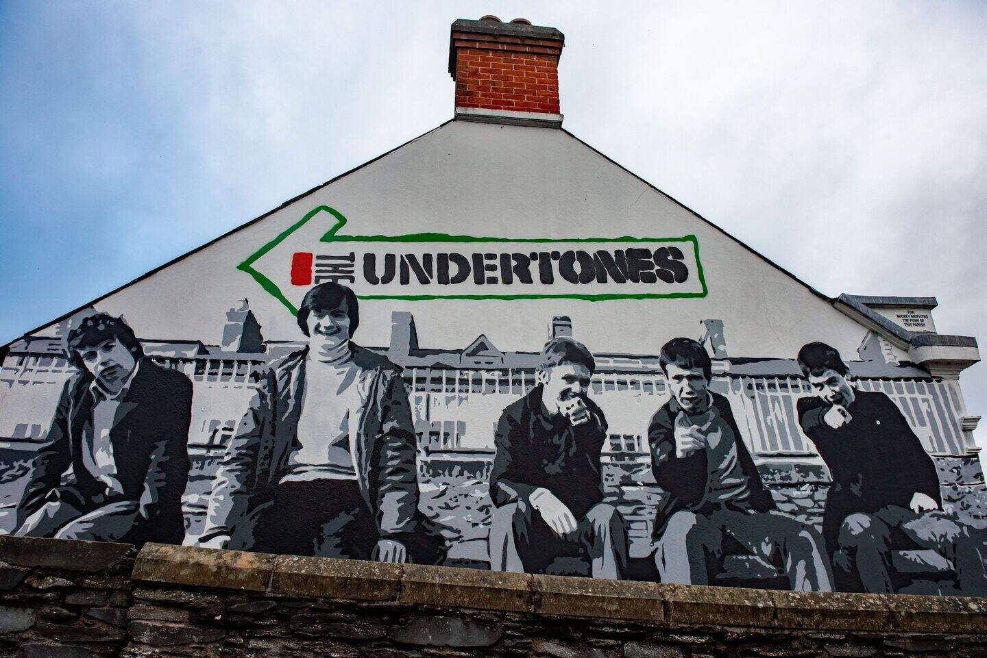 A £200 stereo, chips and a song written in 20 minutes: The making of ...