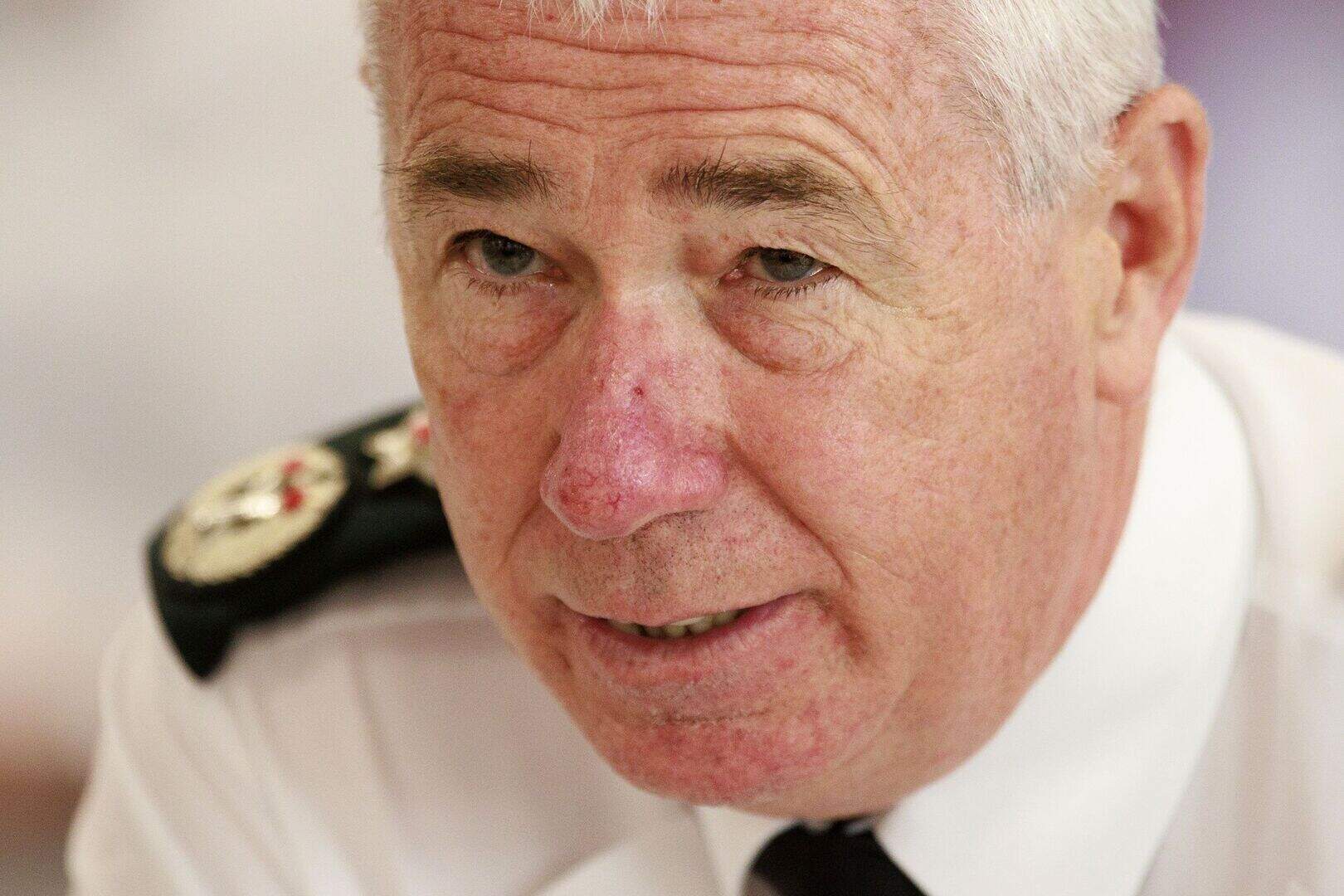 PSNI chief hits out at ‘poisonous nonsense’ as police probe online ...