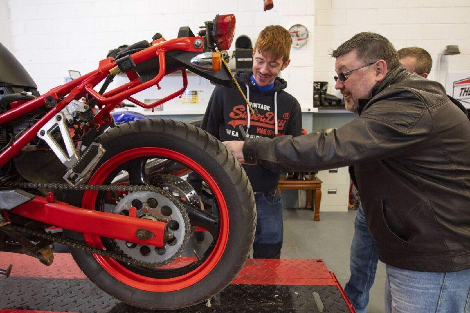 Northern Ireland community projects receive £3.7m lottery funding ...
