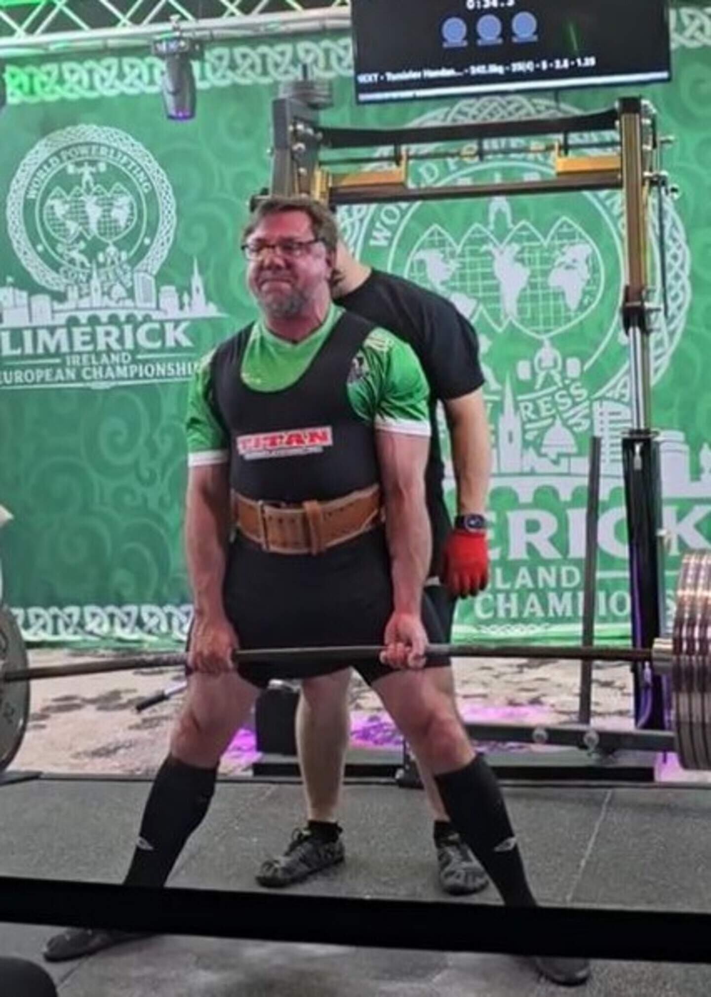 From garage gym to global stage: Self-trained Bangor powerlifter books ...