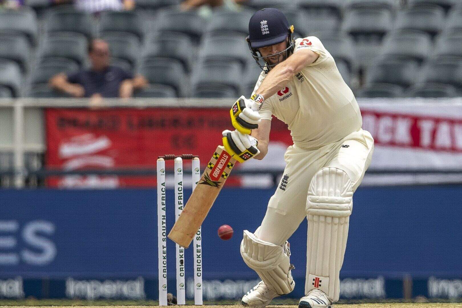 England tail-enders carry first-innings total to 400 at the Wanderers ...