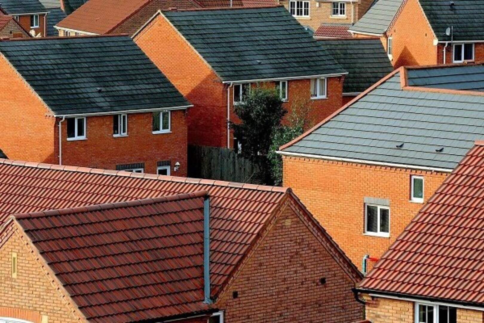 Early morning start for home buyers | Belfast Telegraph