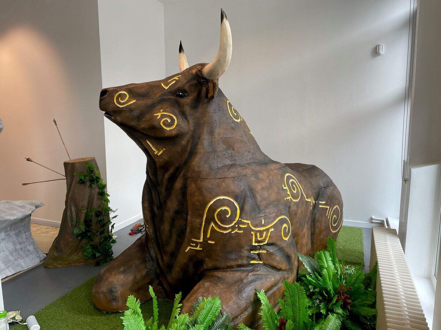Co Down artist Kieron Black creates giant sculptures for iconic St ...