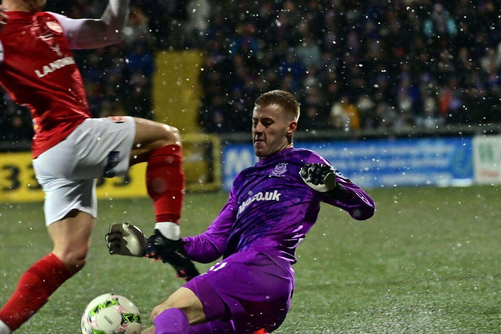 Linfield goalkeeper David Walsh posts positive social media update ...