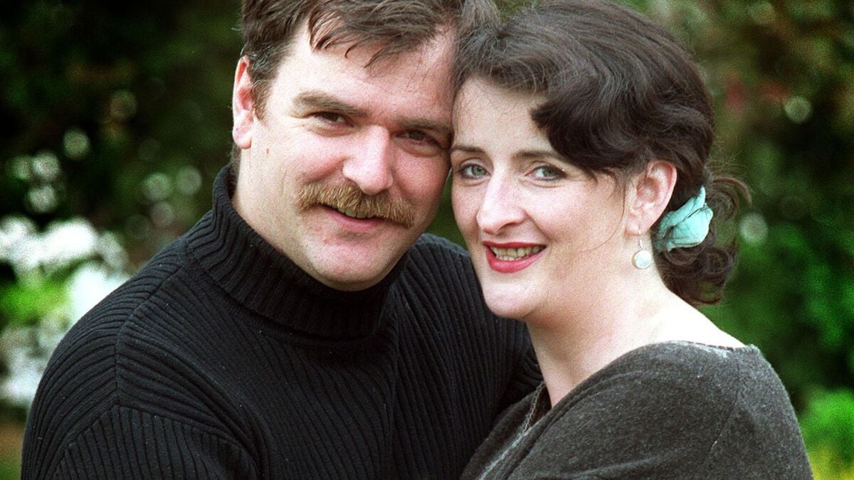 Anna Healy: Derry actress on reuniting with husband after leaving ...