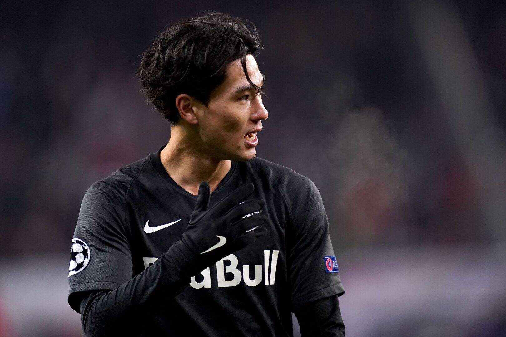 Takumi Minamino set for Liverpool medical ahead of January move ...