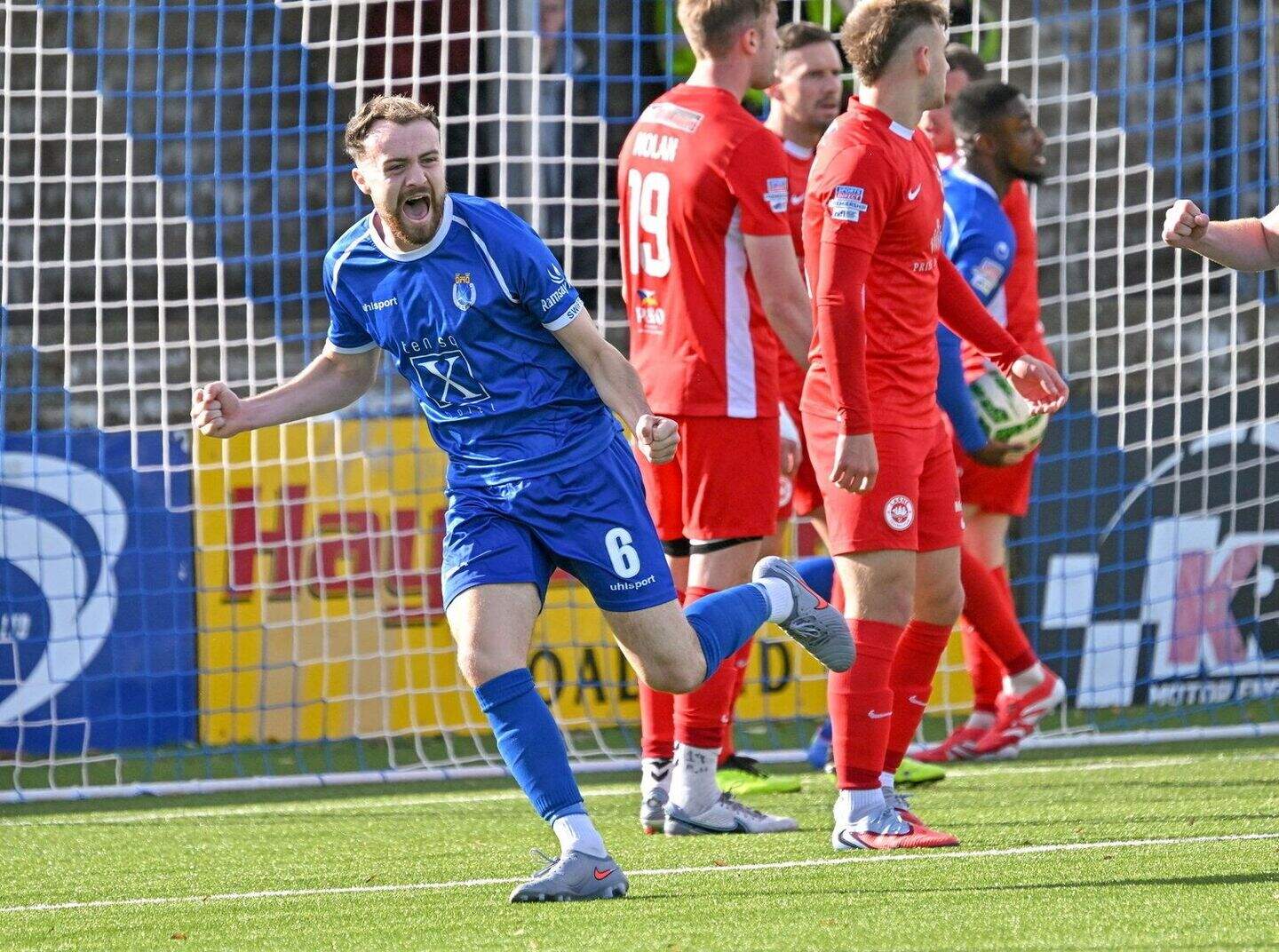 Irish League Round-Up | 10-man Bangor bravely hold on to defeat ...